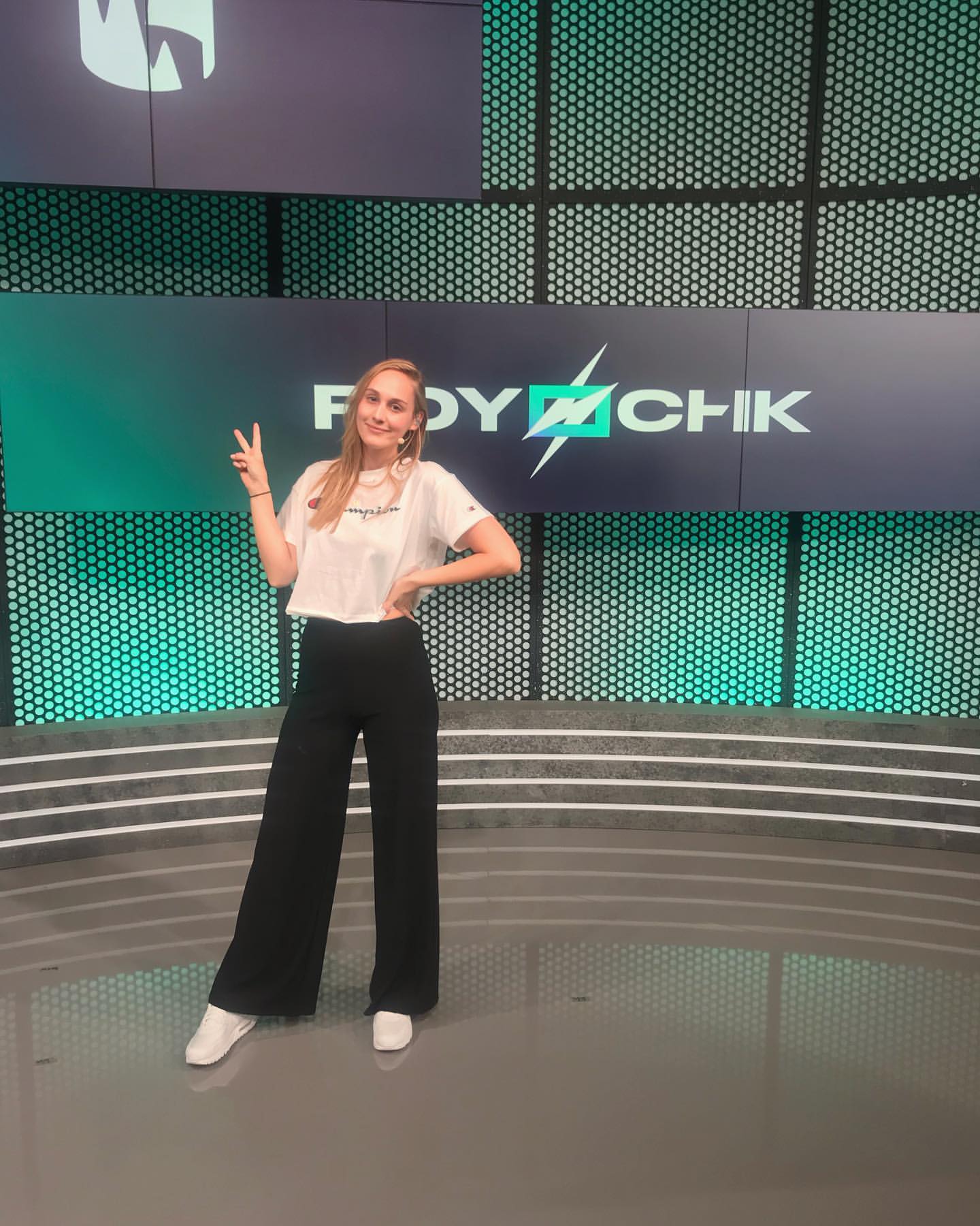 Back on LEC | Scrolller