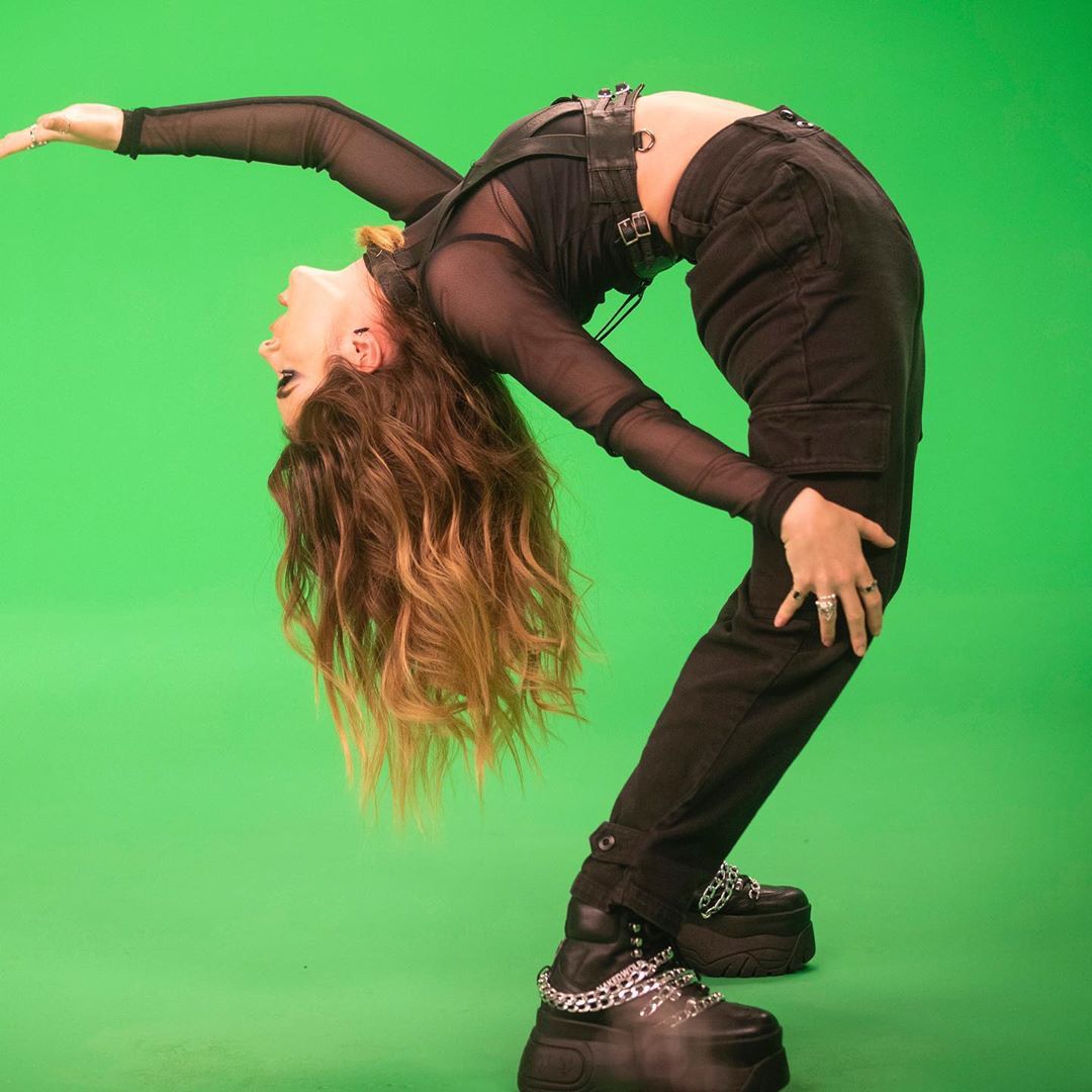 Backbend | Scrolller