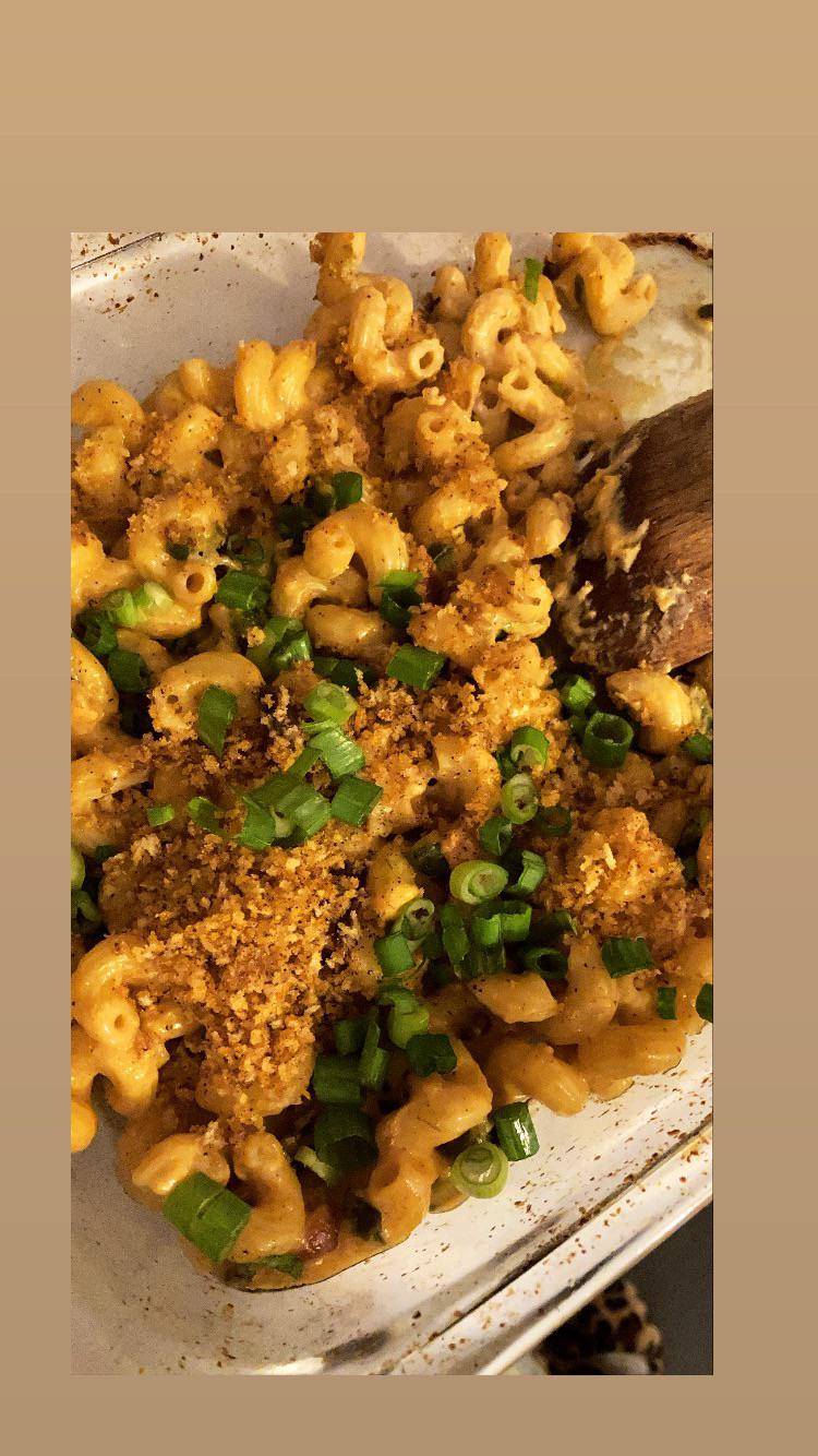 Bacon Jalapeño Mac and Cheese | Scrolller