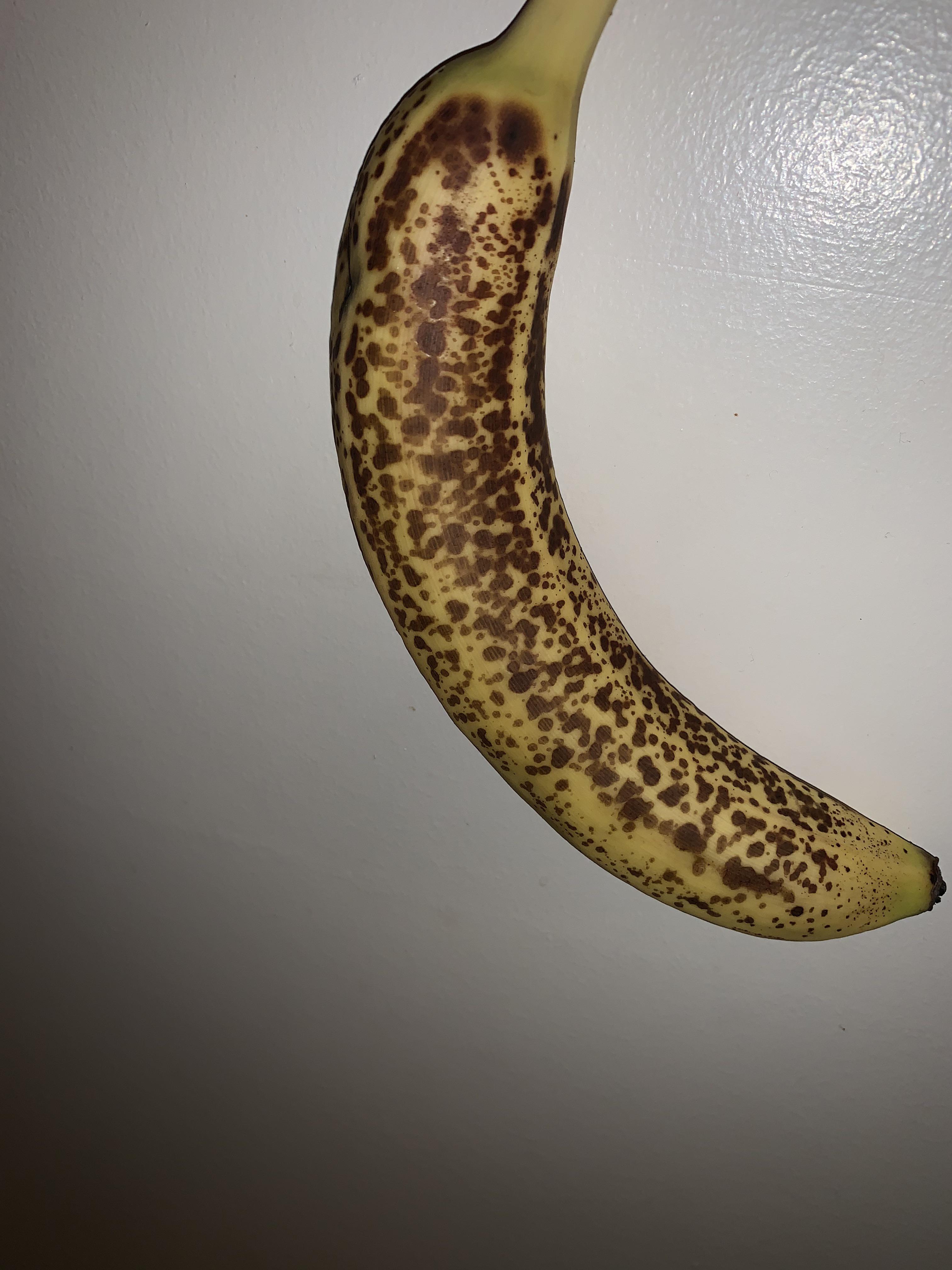 Bad banana? | Scrolller