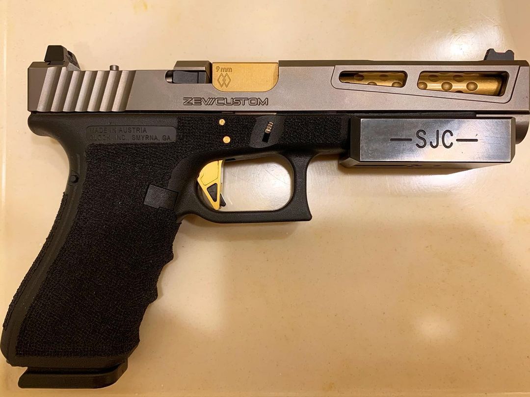 Bae looking hot as always - Glock 34 | Scrolller