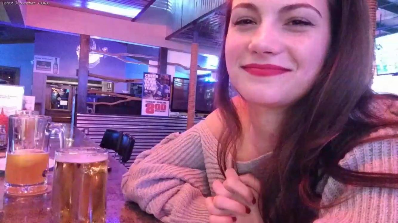 Bar streaming | Scrolller