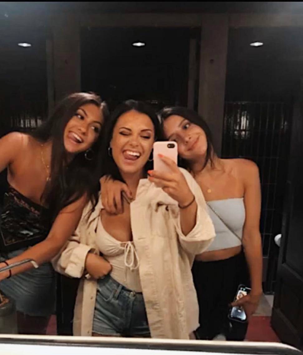 Bar time | Scrolller