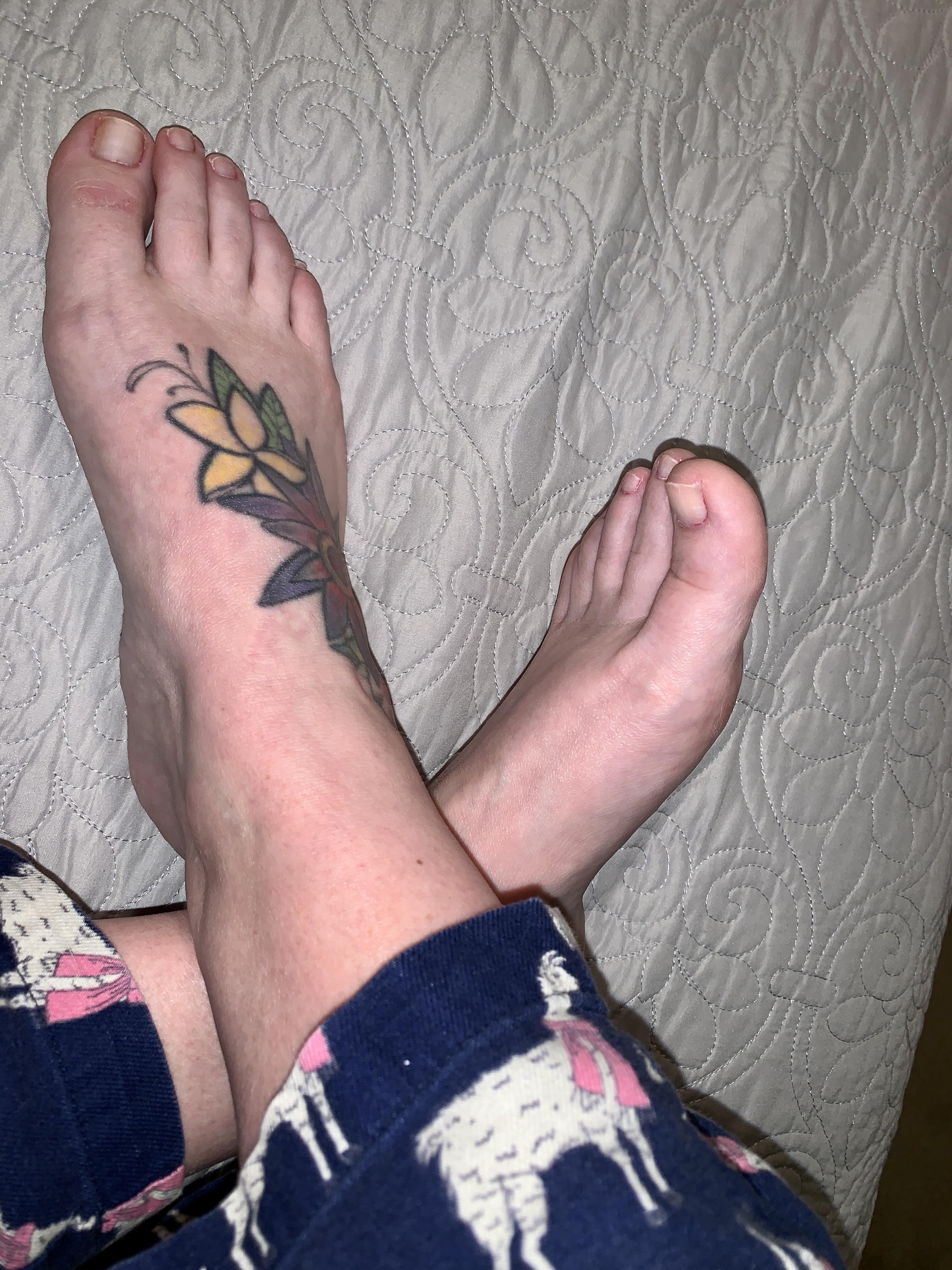 Bare and ready | Scrolller