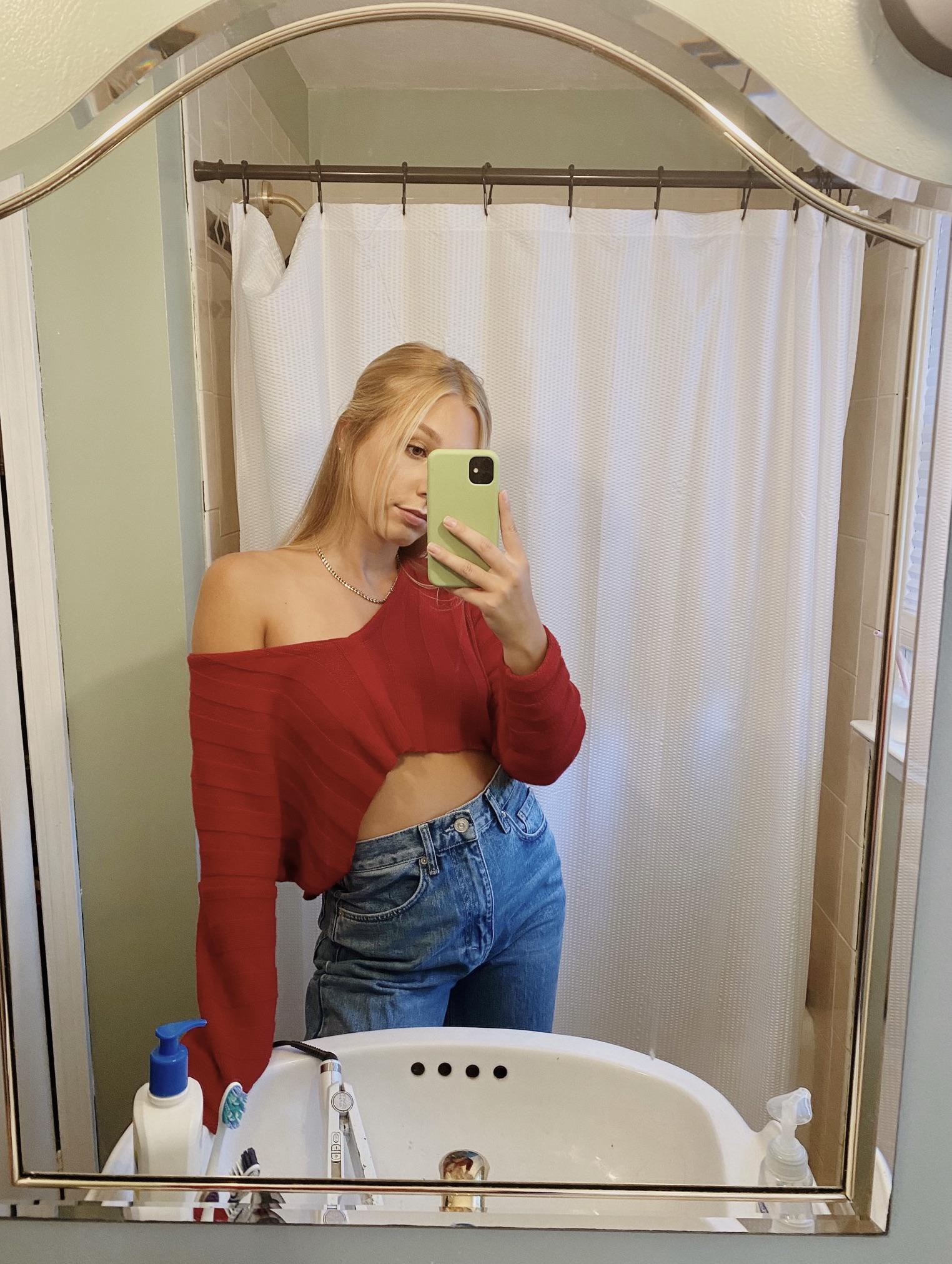 bathroom break :/ | Scrolller