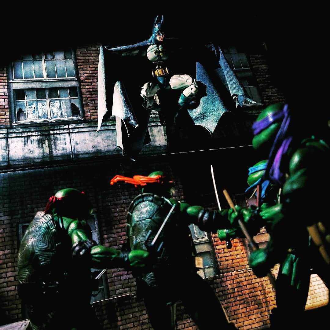 Batman vs TMNT | Scrolller