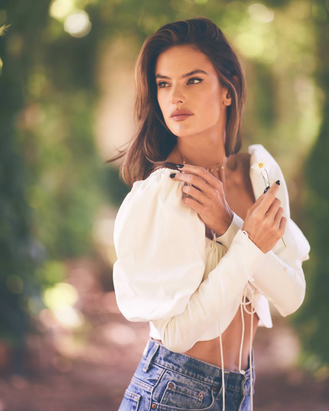 Beautiful Pose | Scrolller