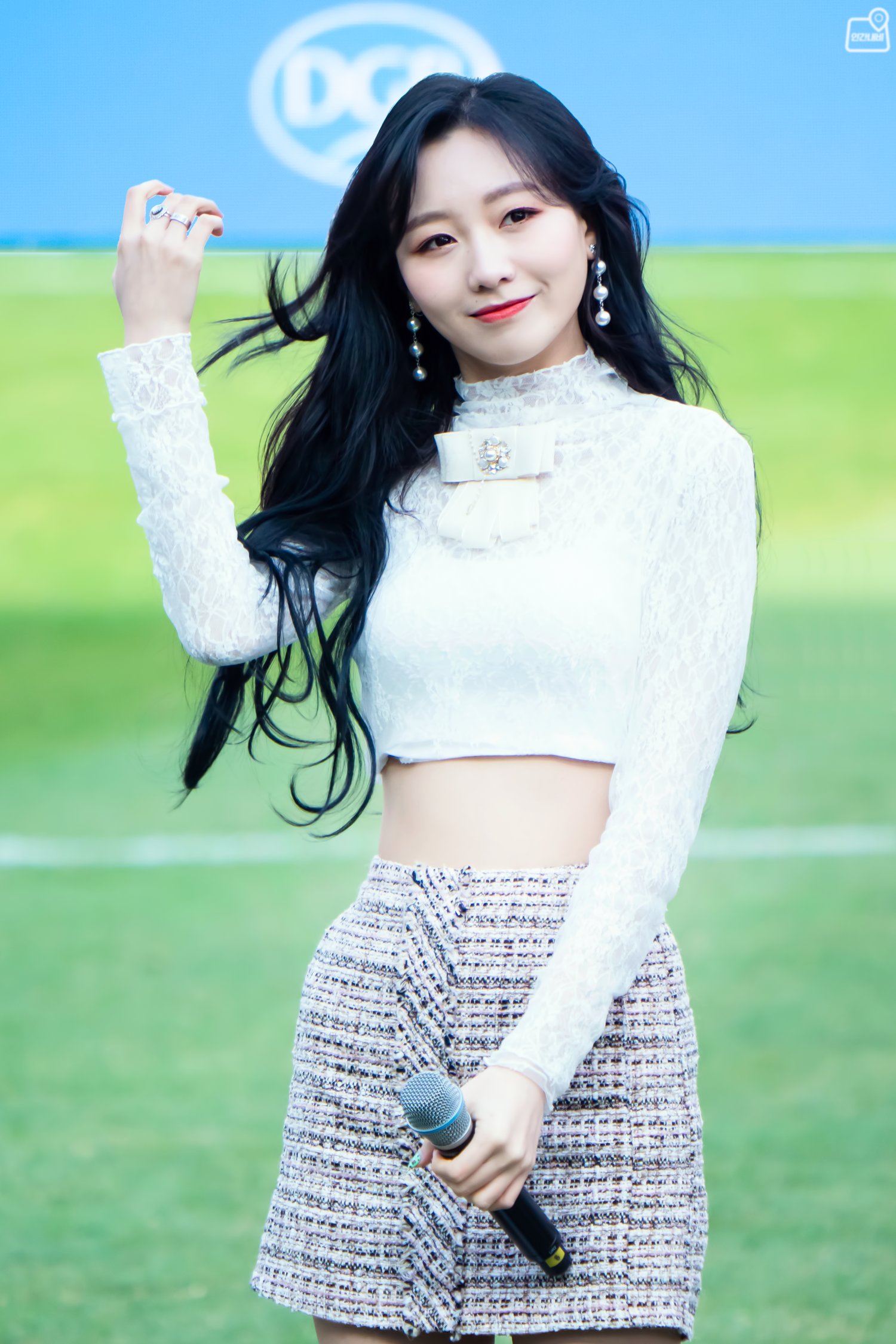 Beautiful Sujeong | Scrolller