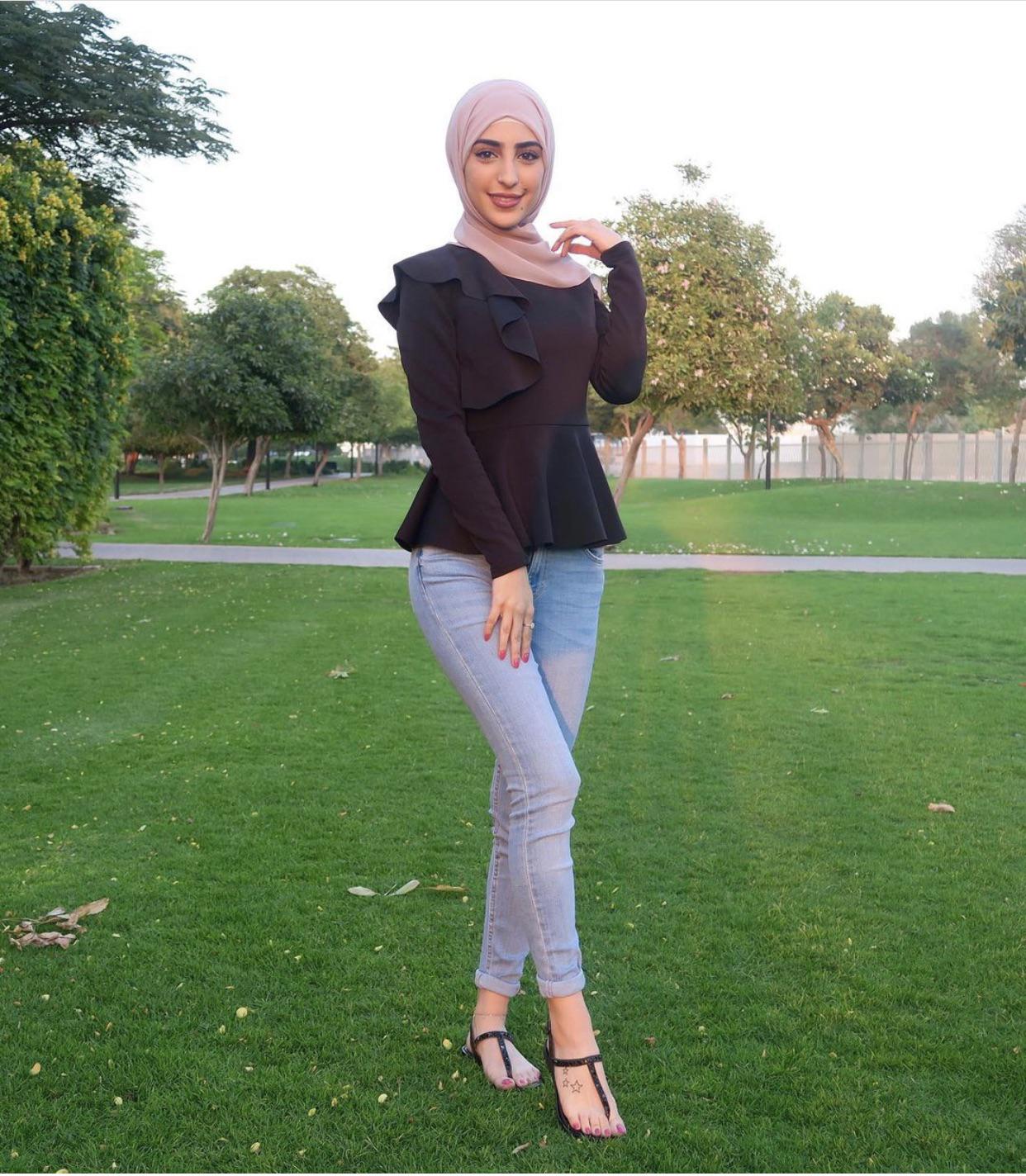 Beautiful Syrian girl 😊😊😊♥️♥️♥️ | Scrolller