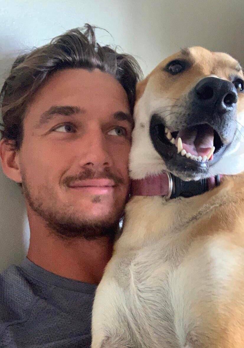 Because this picture deserves to be commemorated in this sub | Scrolller