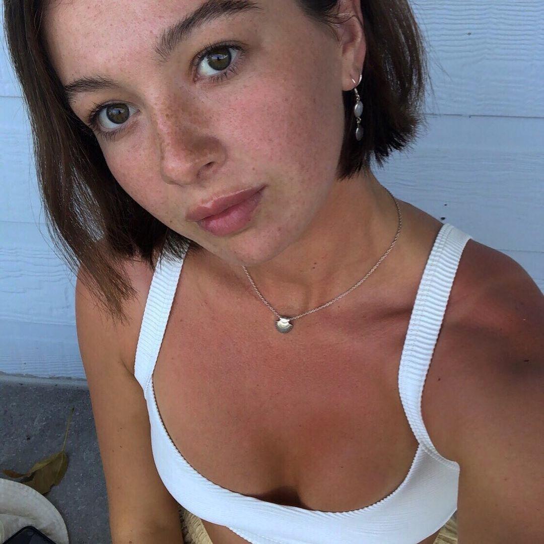 Becky Kay (Rebecca Kay) | Scrolller