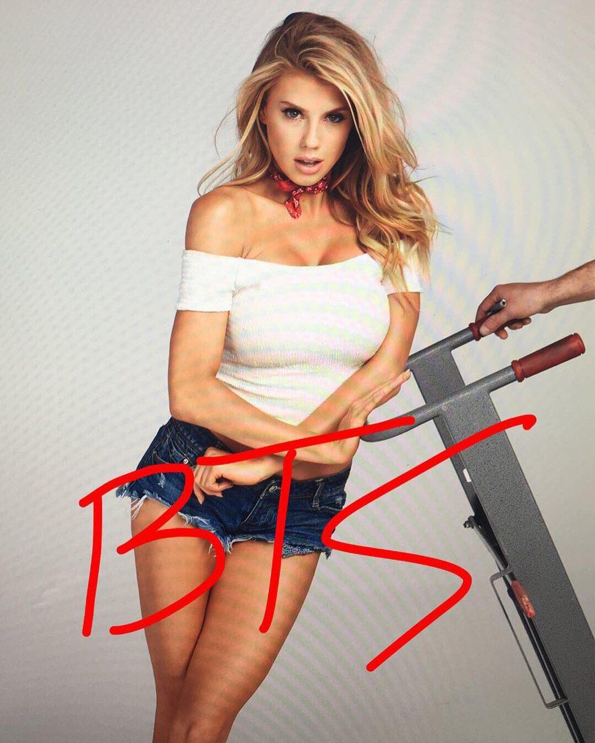 Behind the scenes | Scrolller