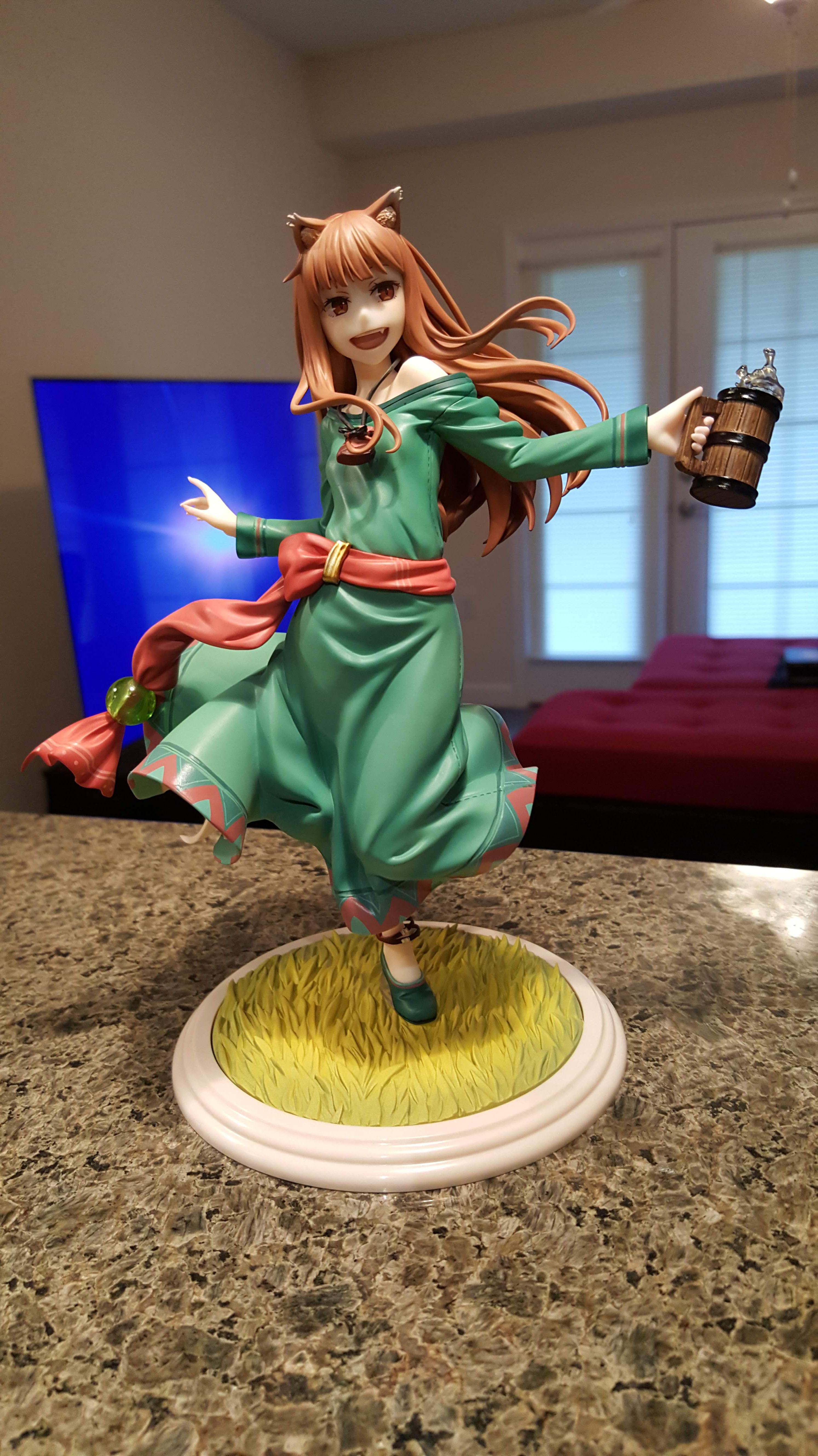 BEHOLD! HOLO IN ALL HER GLORY! | Scrolller