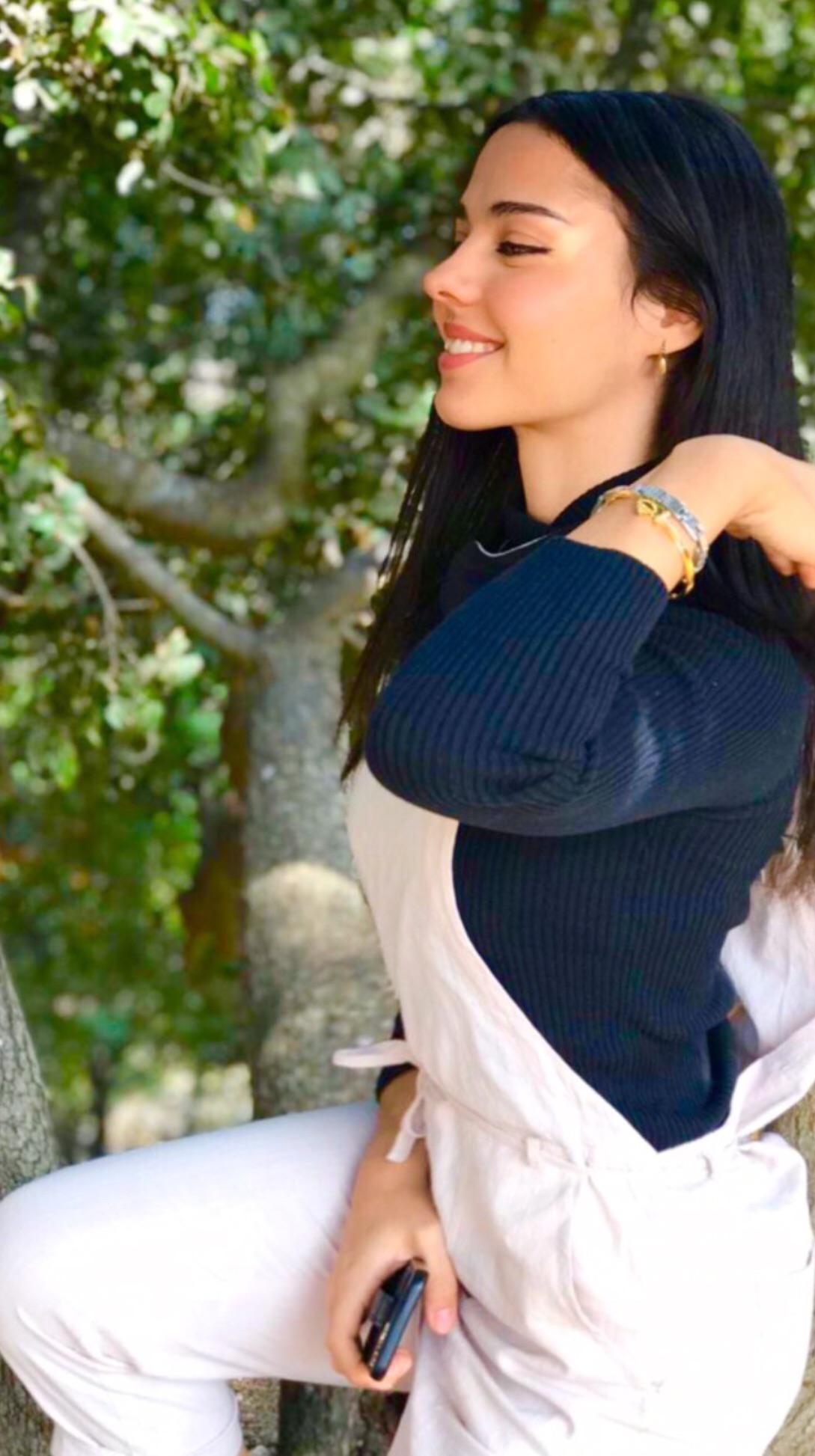 Bella Ibrahim (irtr) | Scrolller