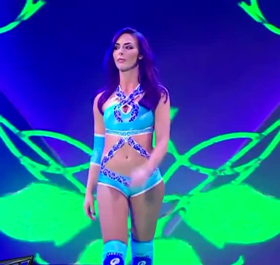 Better Angle | Scrolller