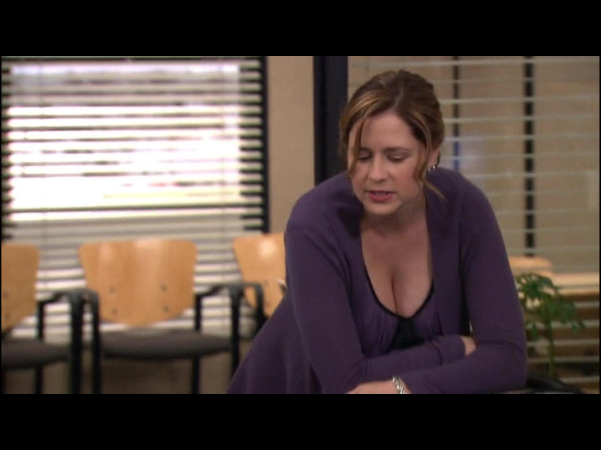 Better quality pic of Pam’s pam pams | Scrolller