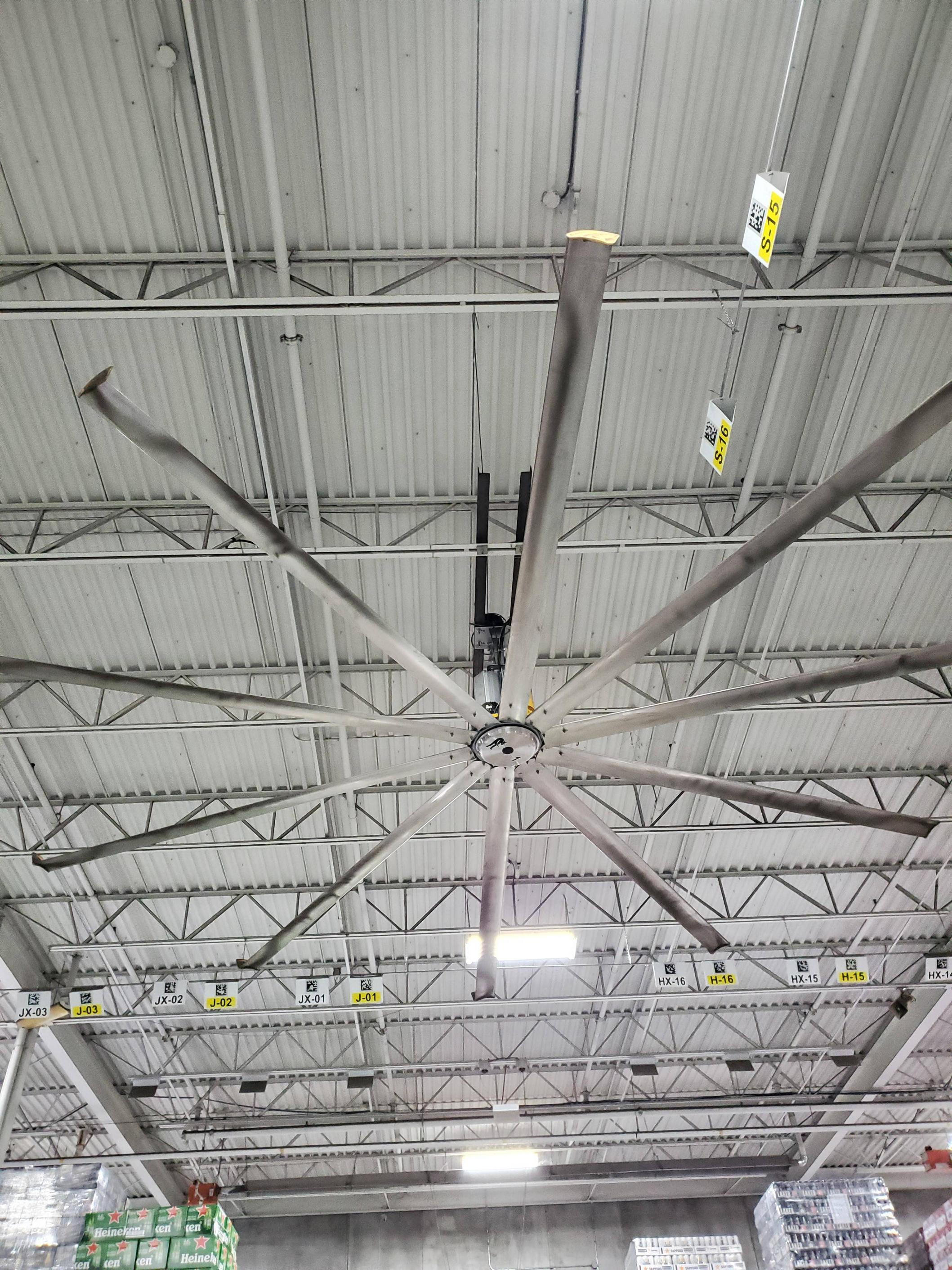 Big Ass Fan | Scrolller