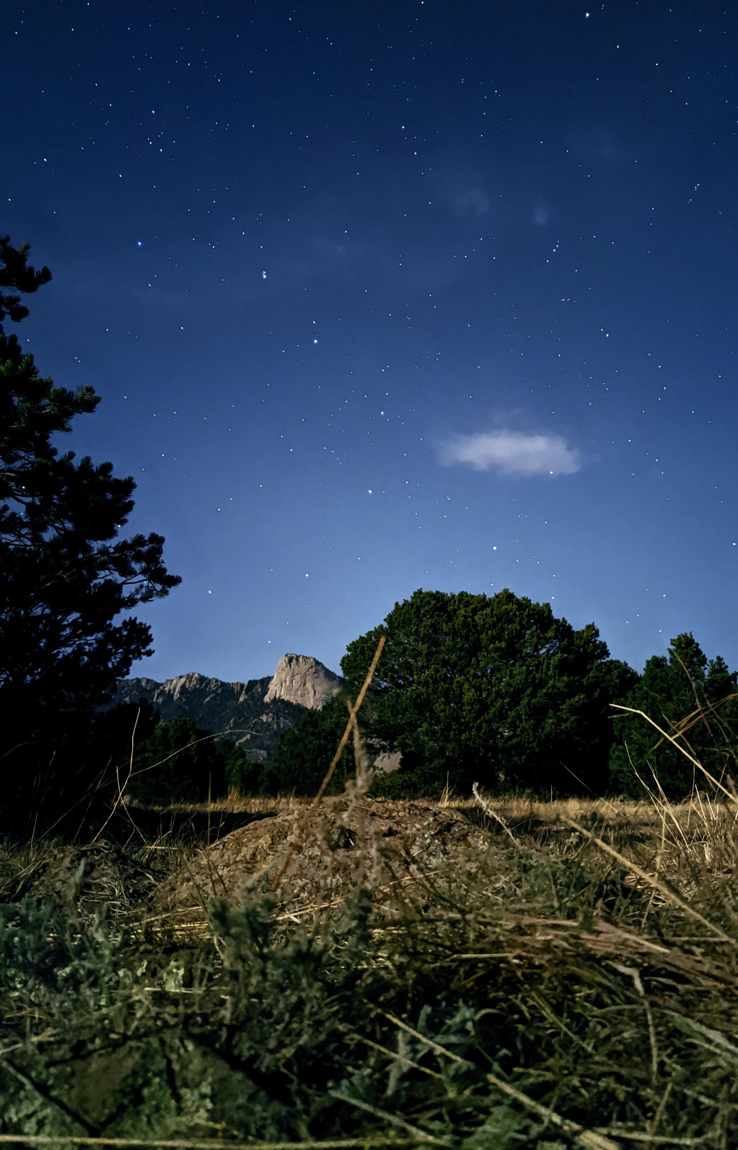 Big Dipper over the Tooth | Scrolller