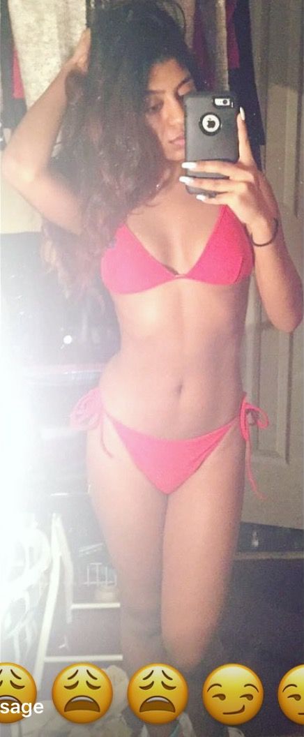 Bikini tease | Scrolller