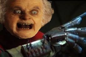 Bilbo Remembered his power glove. | Scrolller