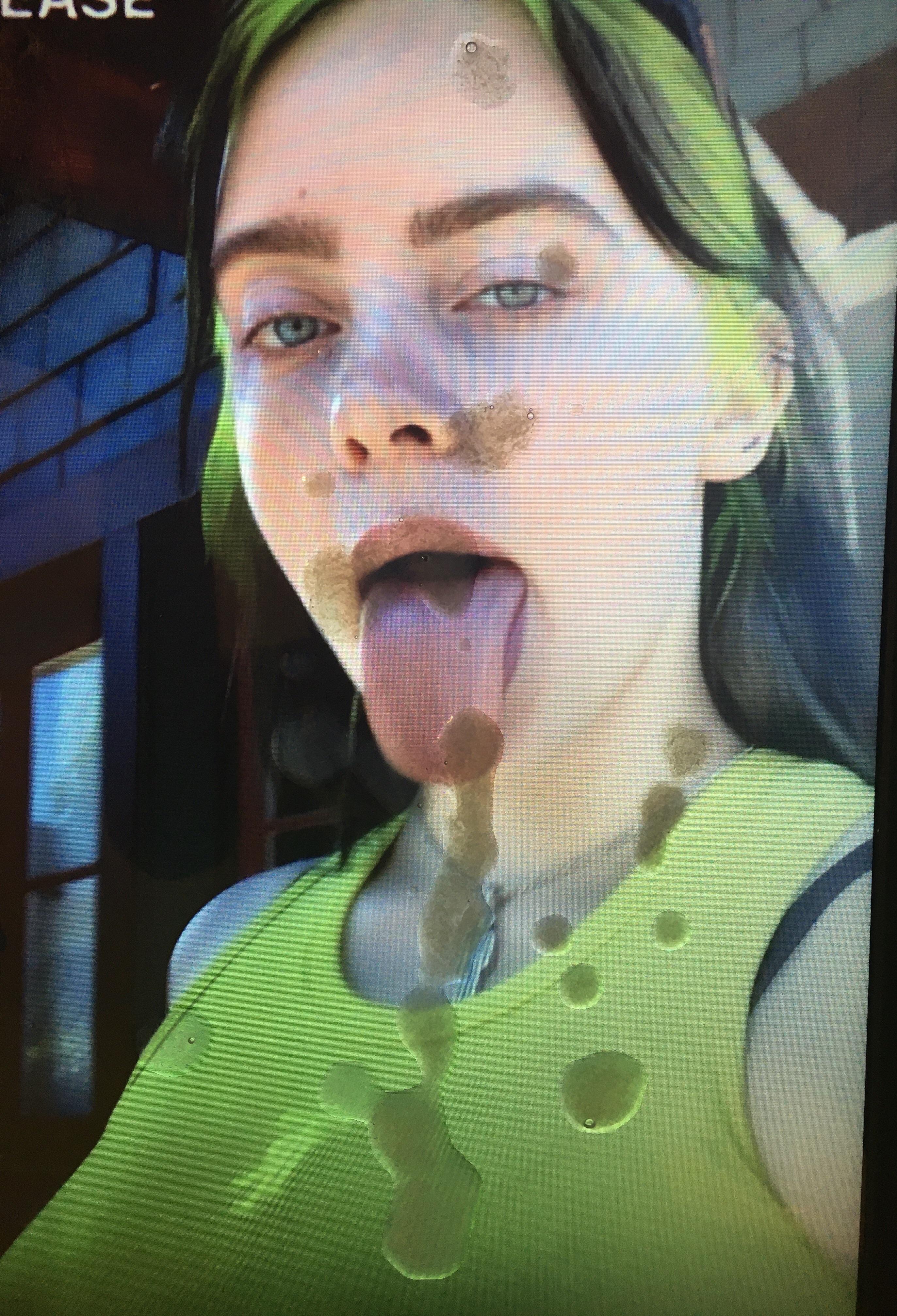 Billie Eilish | Scrolller