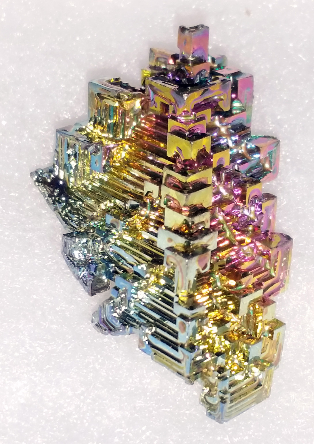 Bismuth [1092x1542] [OC] | Scrolller