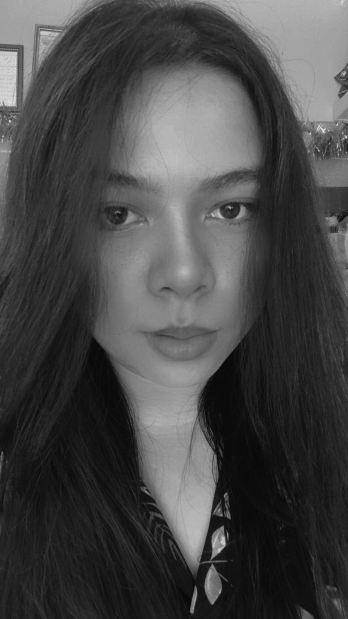 Black and White so it's more dramatic lol (over 18) | Scrolller