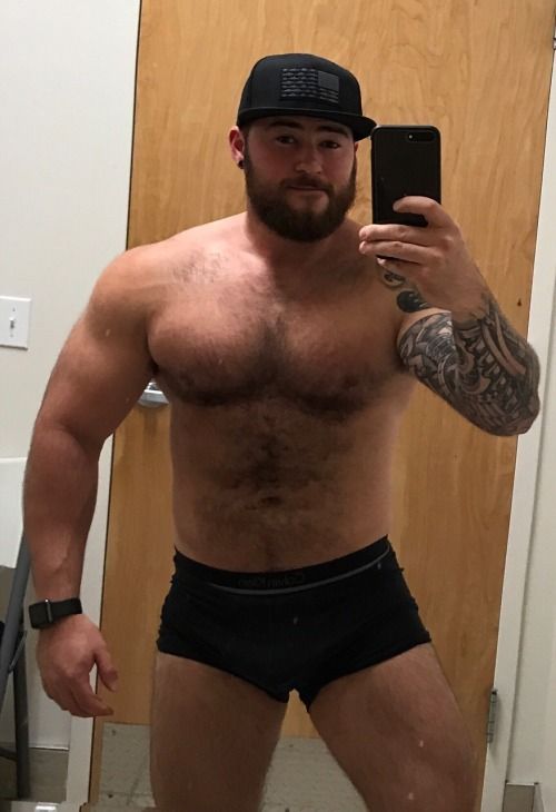 black cap | Scrolller