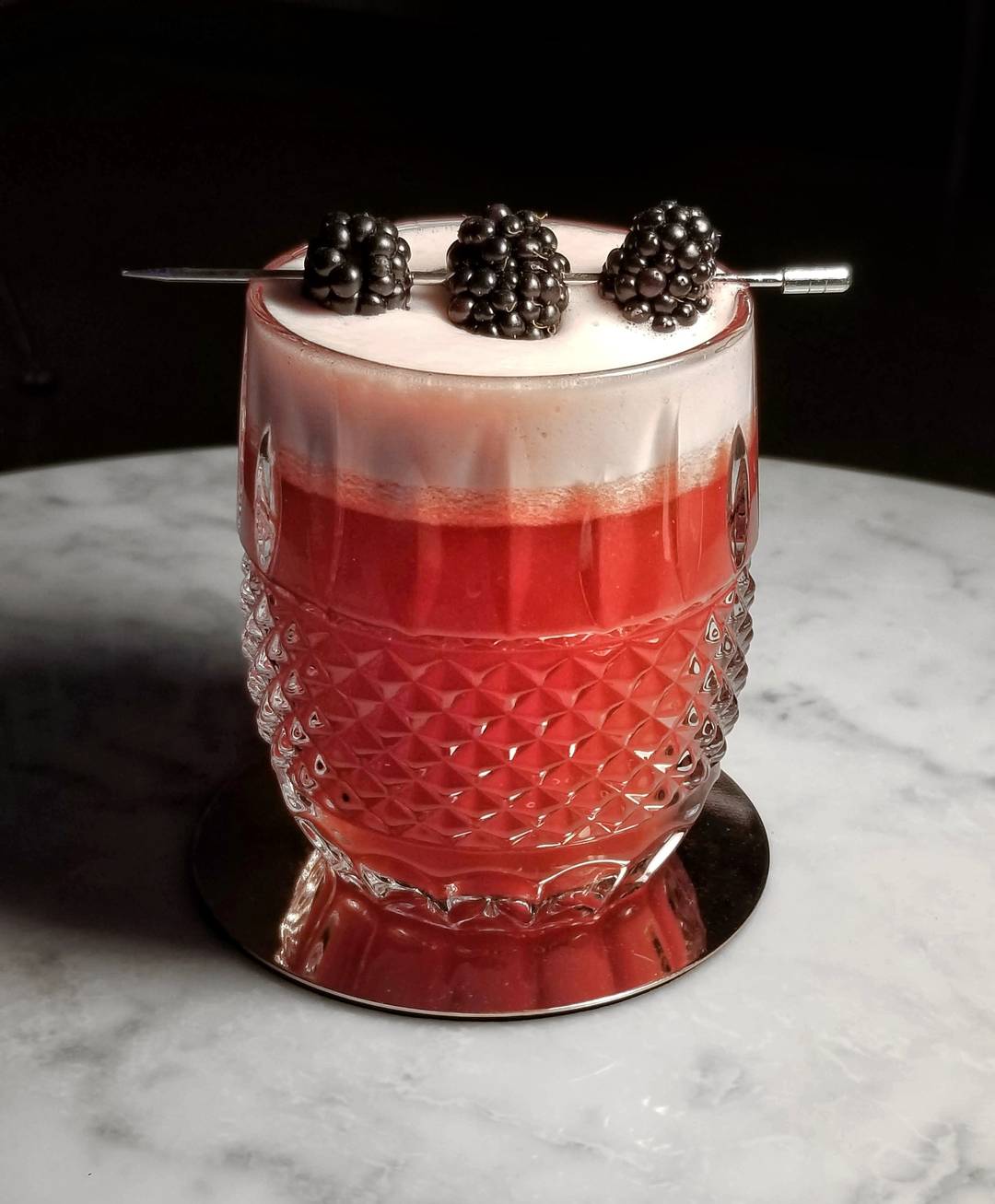 Blackcurrant Whiskey Sour | Scrolller