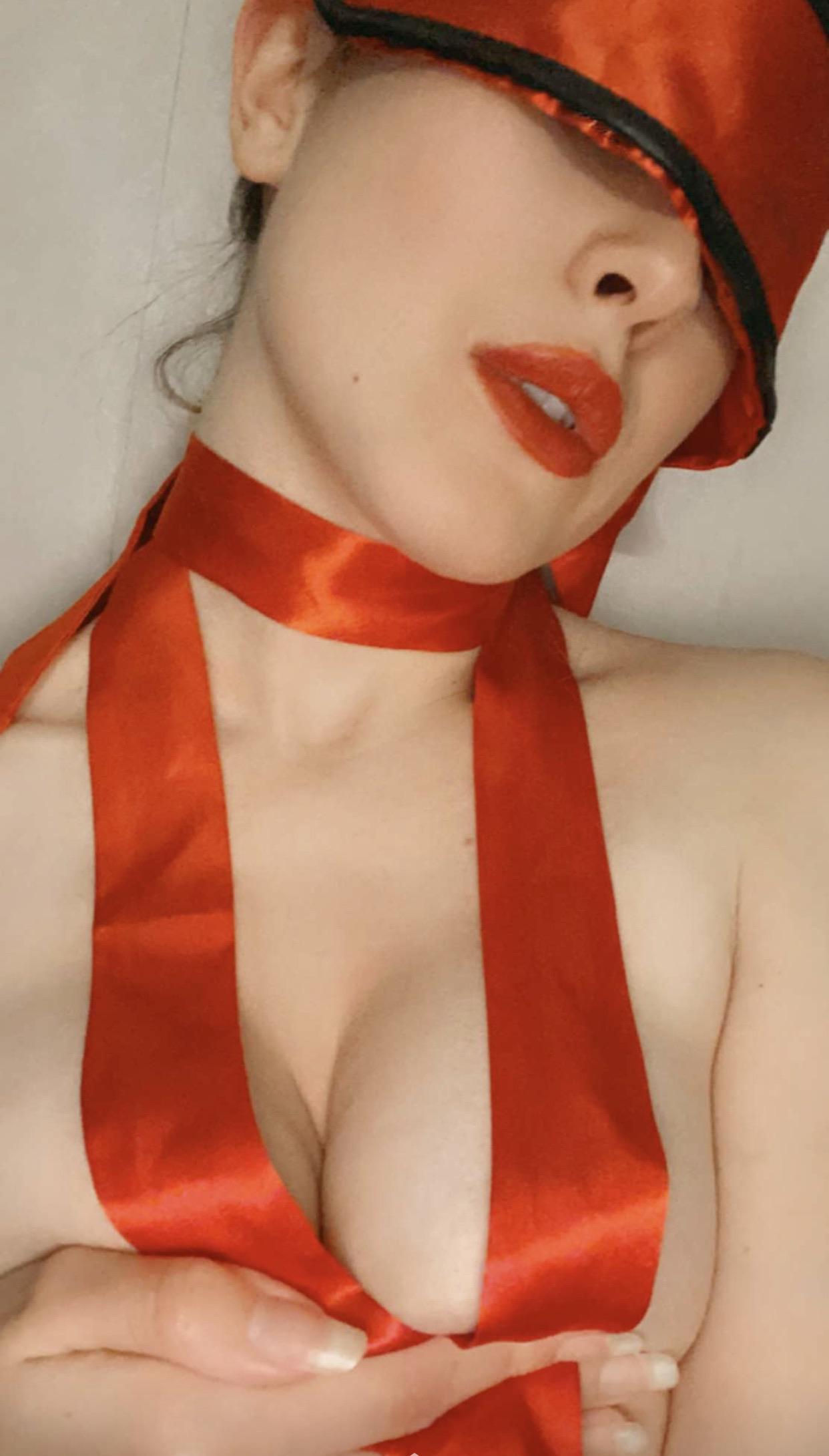 Blind folded and ready 😈 | Scrolller