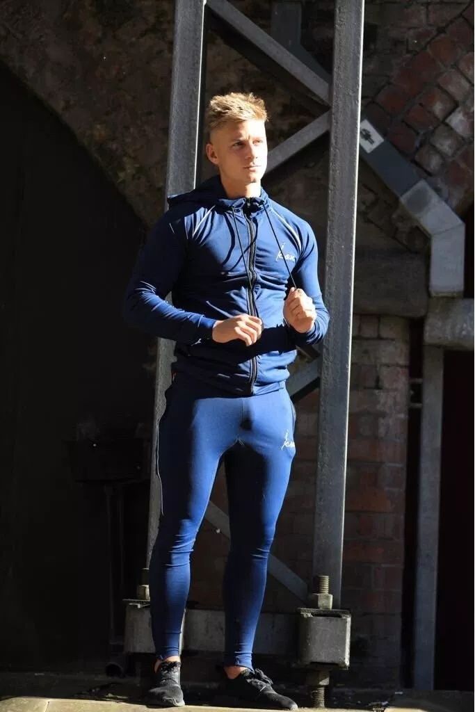 blue bulge | Scrolller