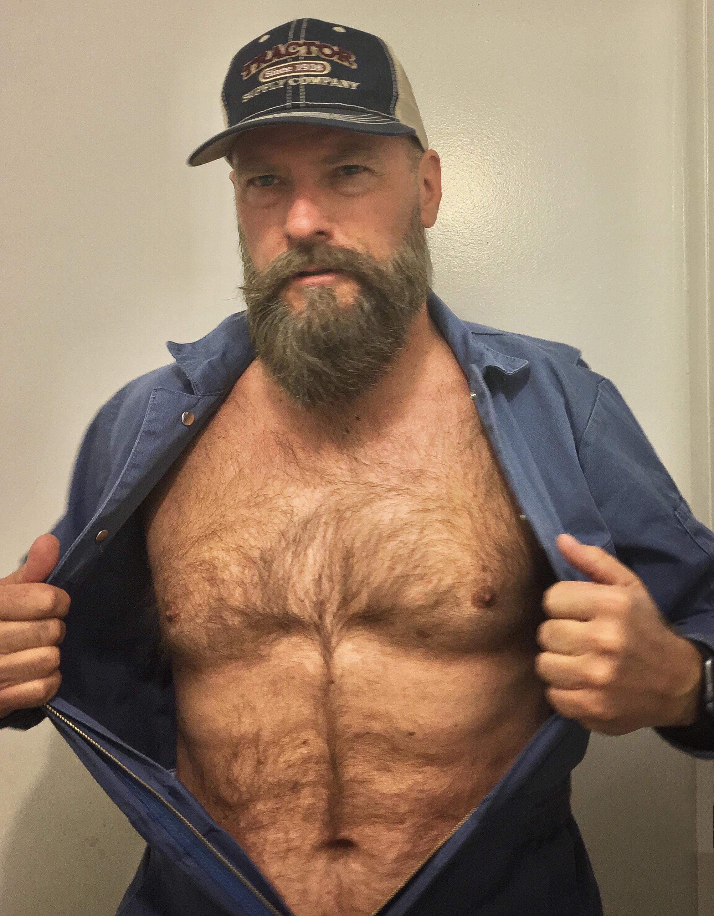 Blue collar vibes | Scrolller