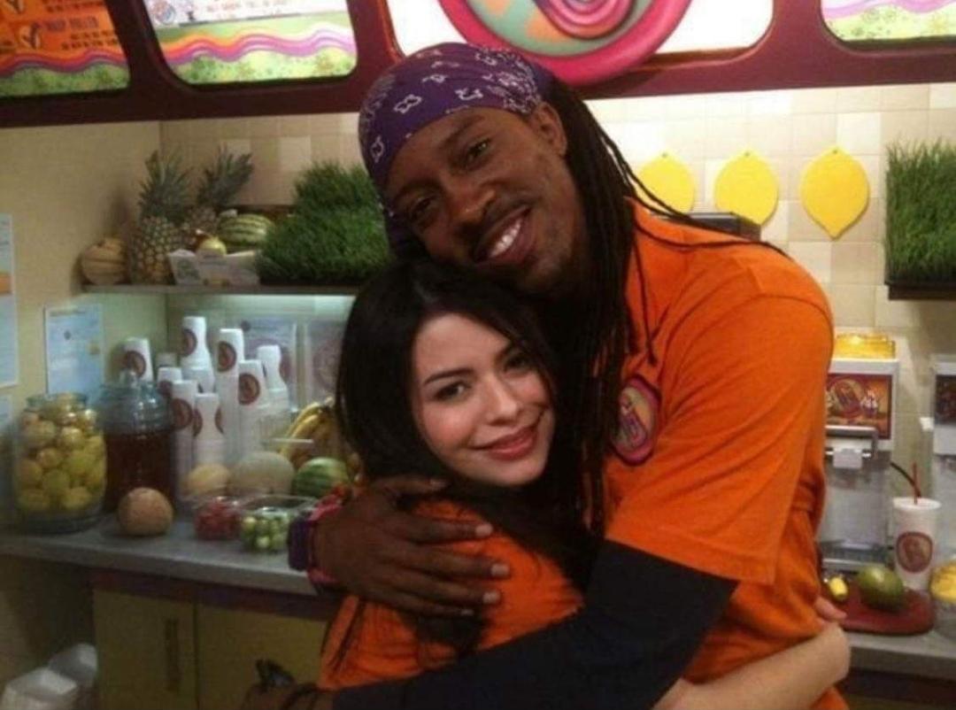 Bob Marley and Michael Jackson (1978) | Scrolller