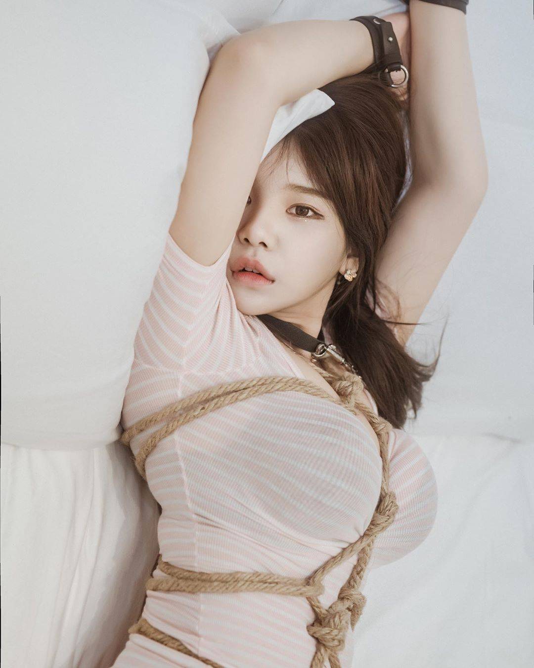 Bondage 😁 | Scrolller