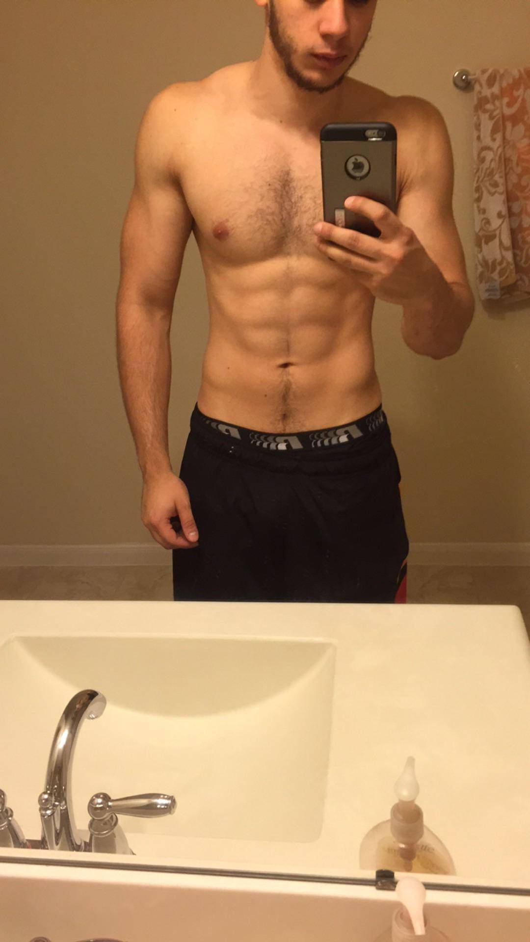 Boner material? | Scrolller