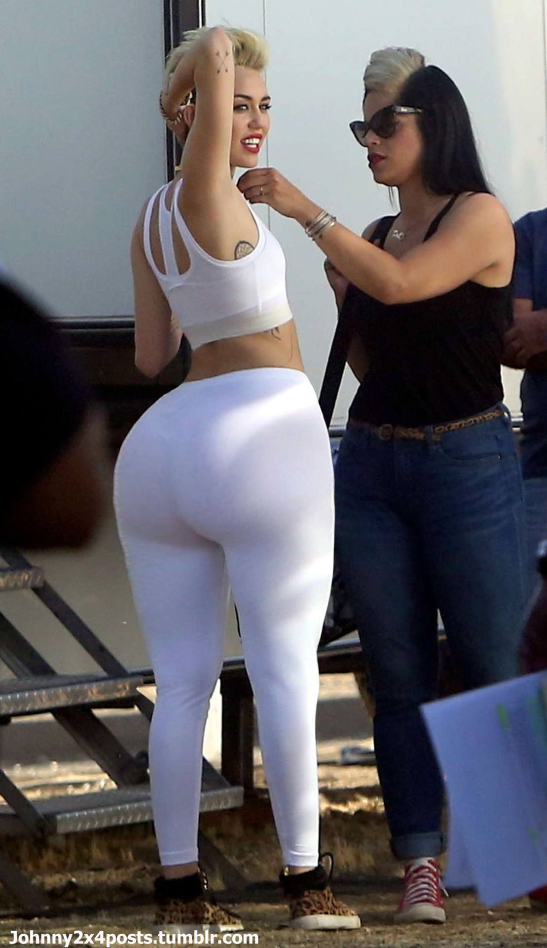 Booty Cyrus [x-post from r/Morphs] | Scrolller