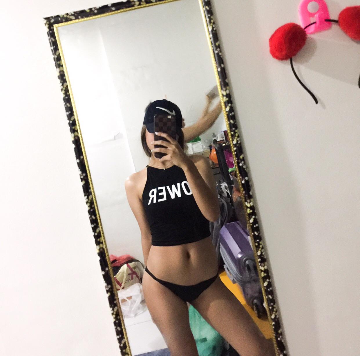 Bored!!! Let’s talk? 😉😋 | Scrolller