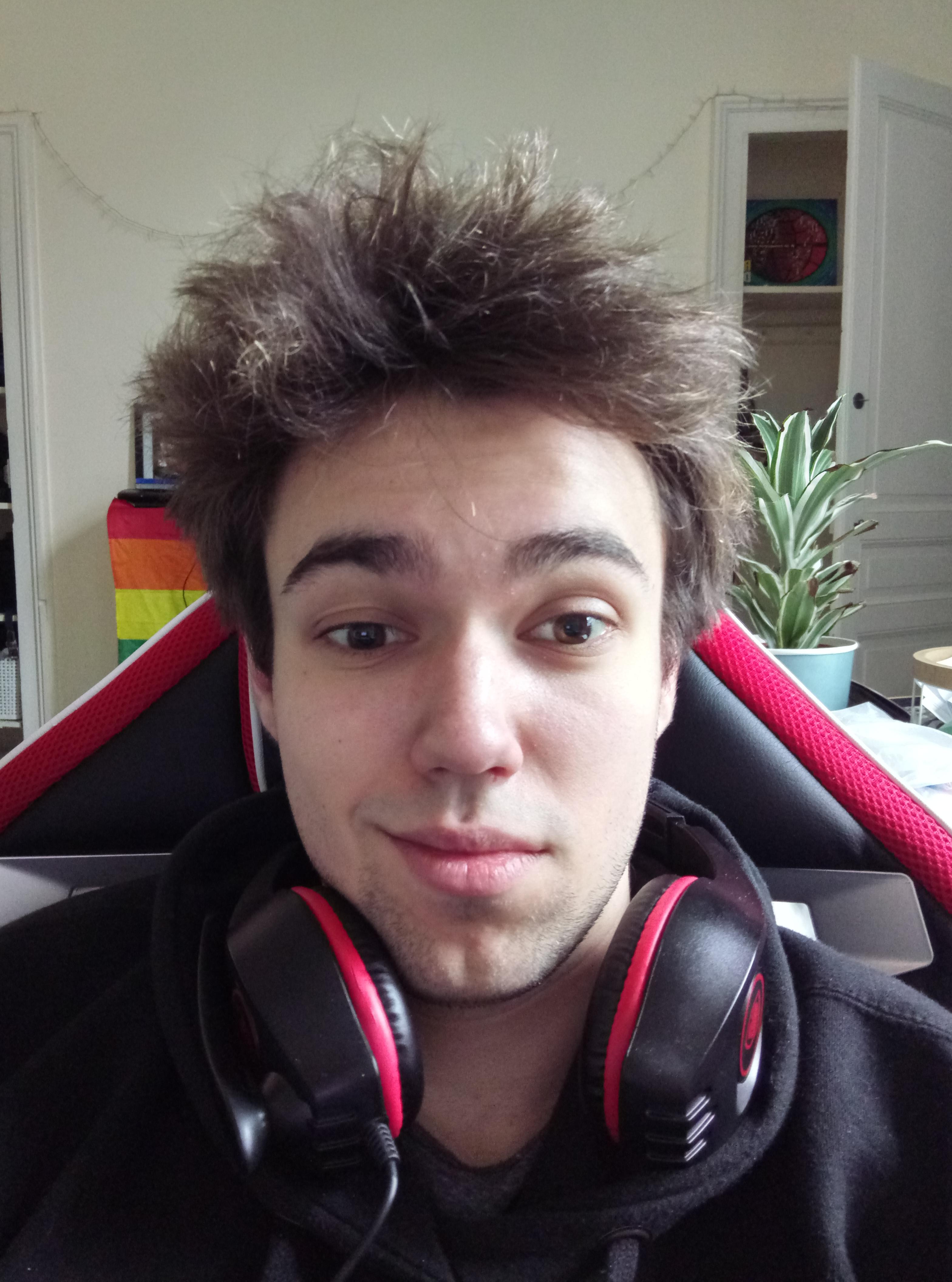 bored of online classes | Scrolller