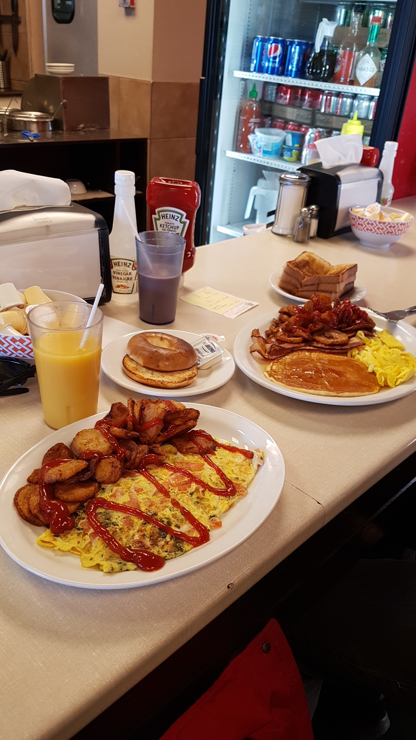 Breakfast date with Daddy 😍 | Scrolller