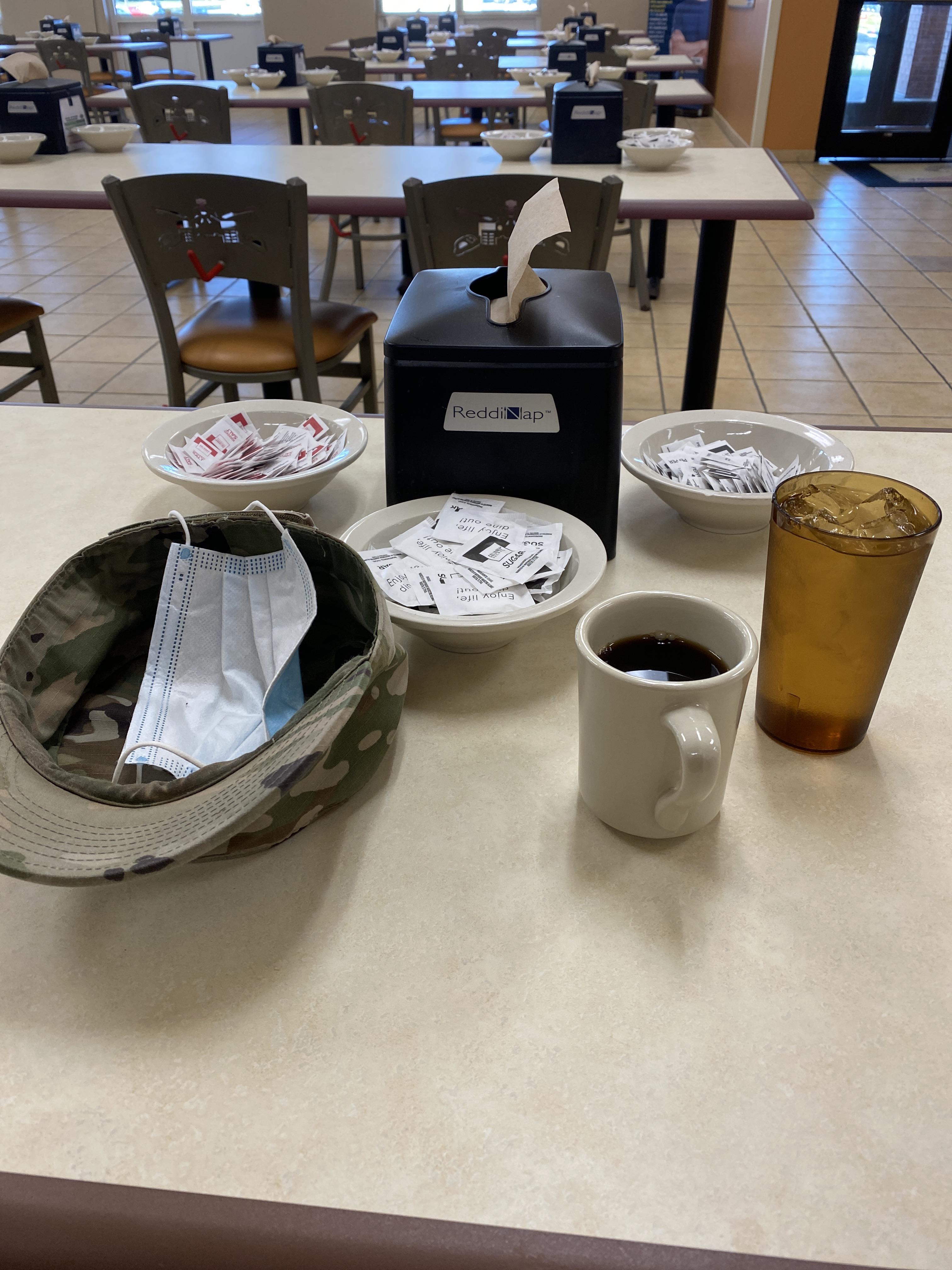 Breakfast is served! | Scrolller