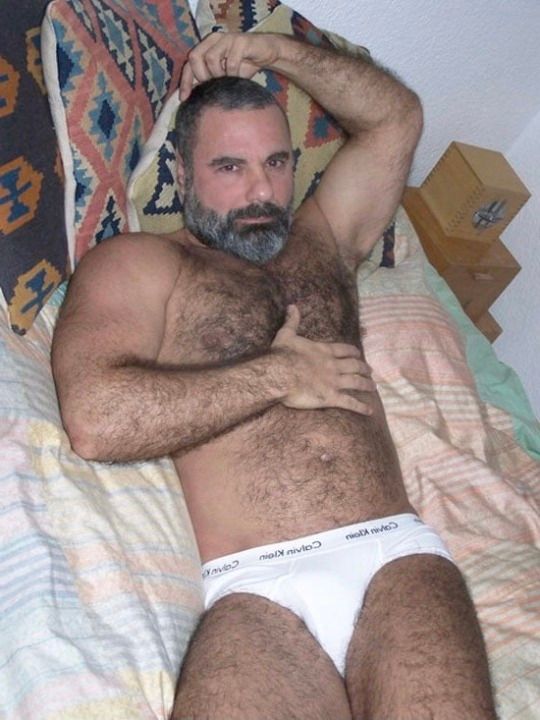 briefs in bed | Scrolller