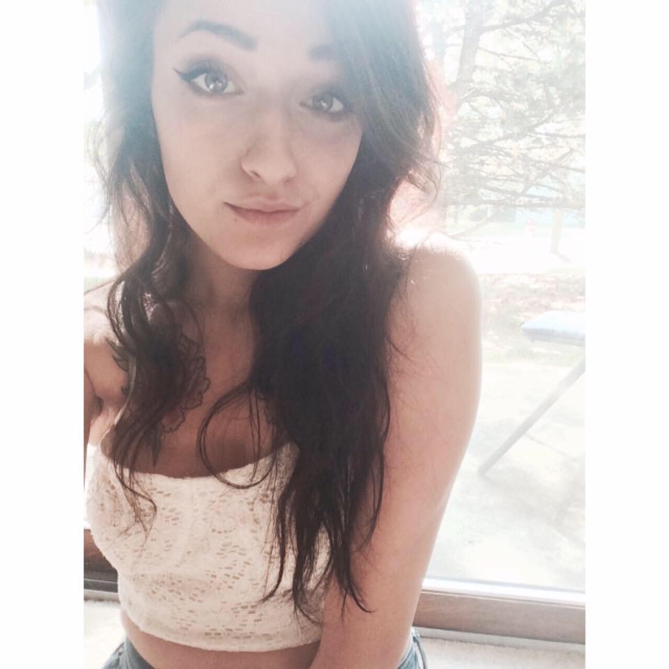 Bright selfie | Scrolller