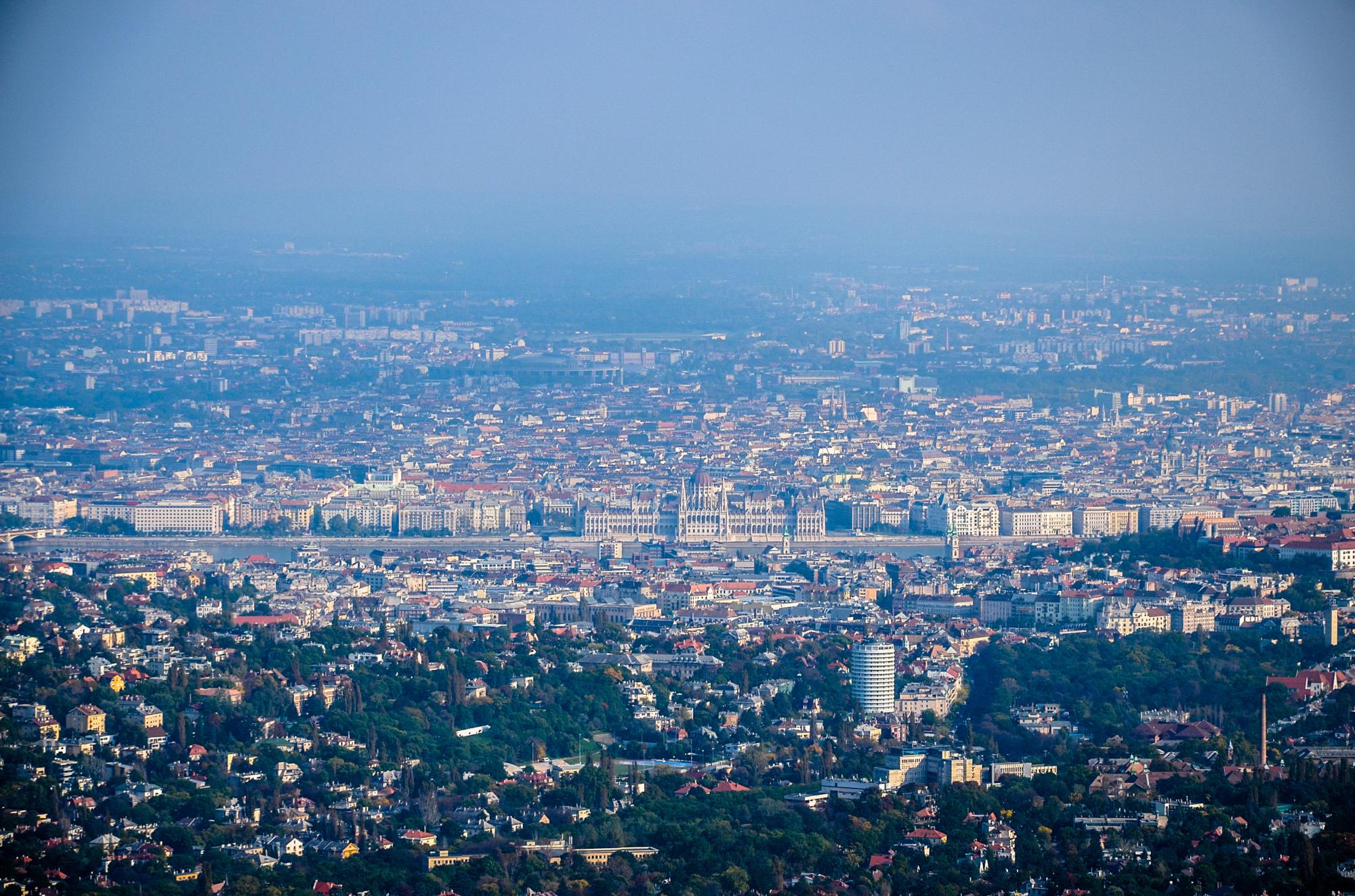 Budapest, surrounded by green | Scrolller