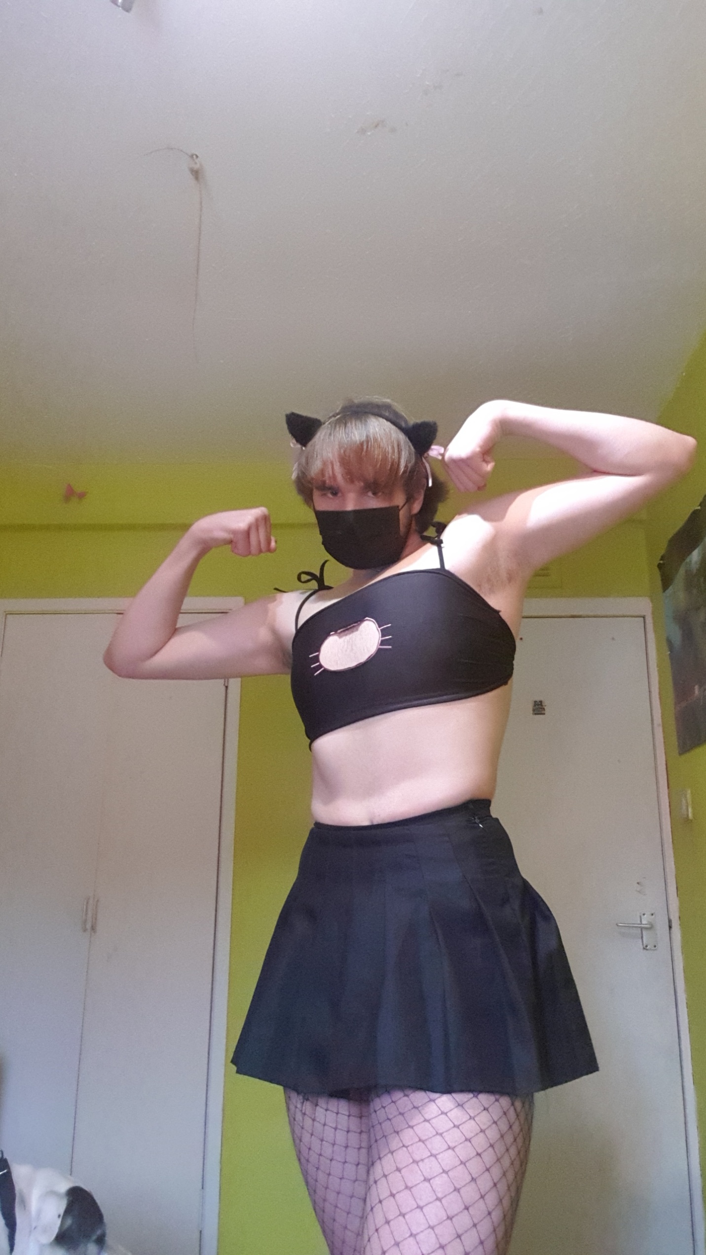 Buff boy | Scrolller