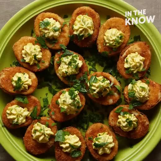 Buffalo Fried Deviled Eggs | Scrolller