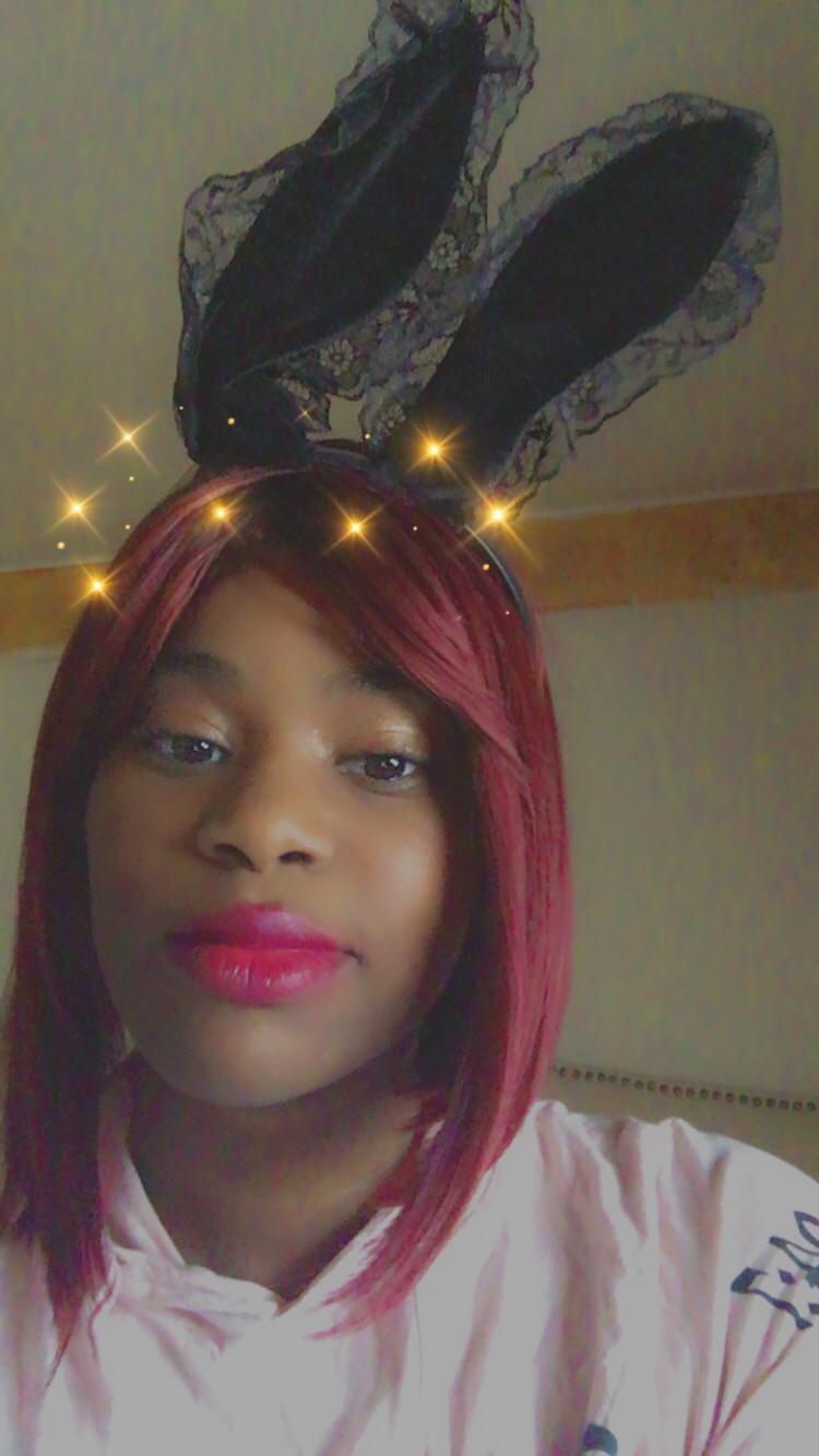 Bunny🐇 Scrolller 5549