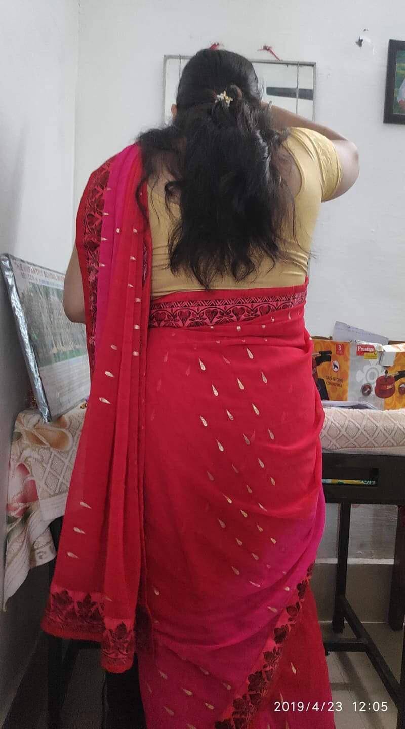 Busty hotwife . More pictures in line. | Scrolller