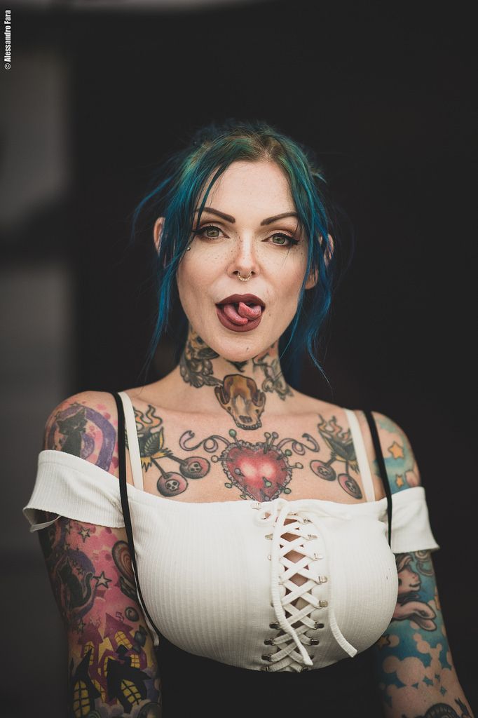 Busty Oktoberfest Riae | Scrolller