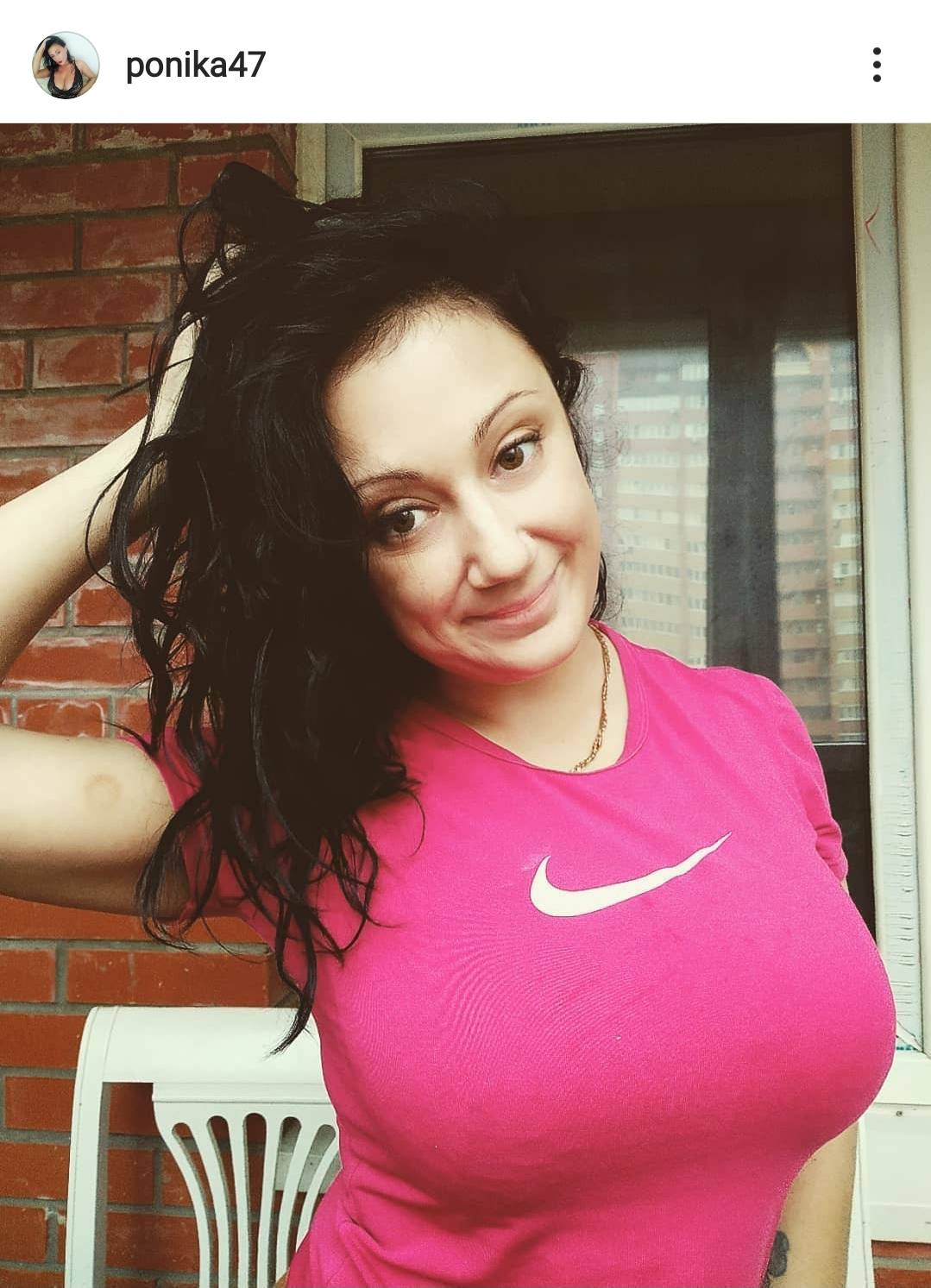 Busty Russian | Scrolller