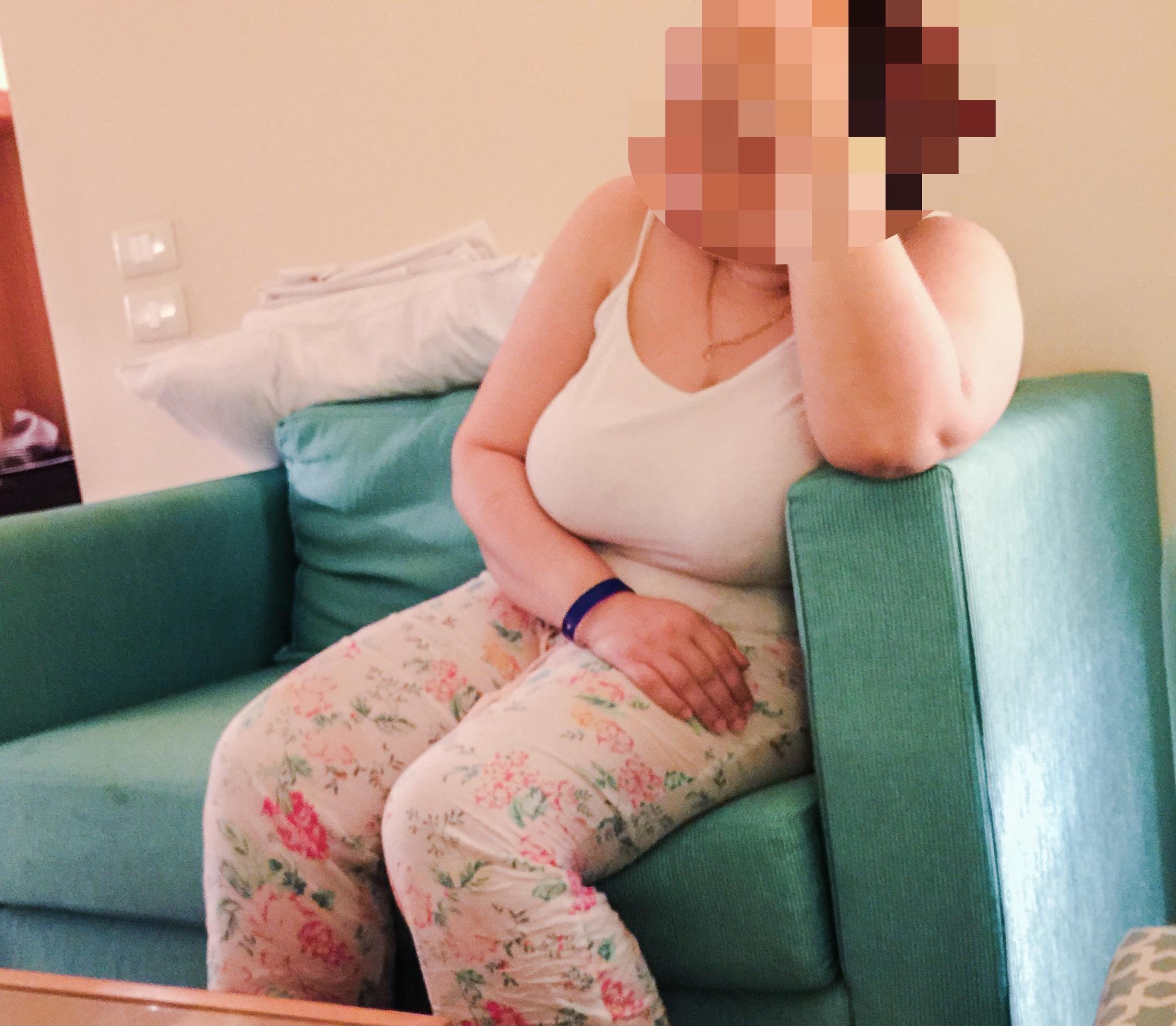 Busty wife | Scrolller